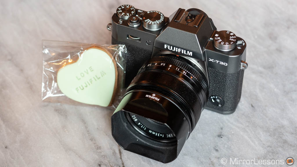 Fujifilm X-T20 vs X-T30 – The 10 Main Differences - Mirrorless Comparison