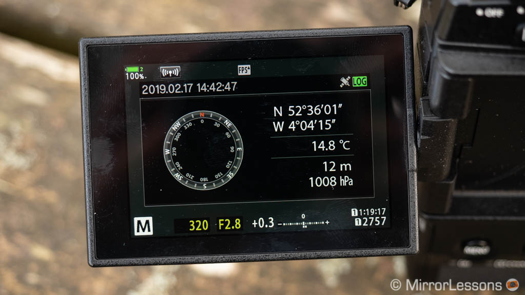 Olympus OM-D E-M1 III vs E-M1X - The 10 Main Differences - Mirrorless ...