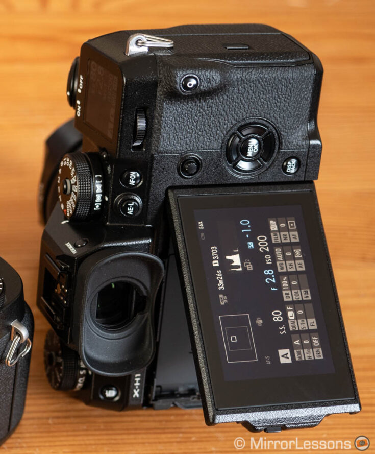 Fujifilm X-T4 vs X-H1 - The 10 Main Differences - Mirrorless Comparison