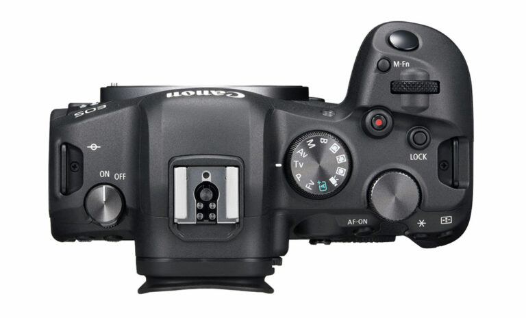 Canon EOS R6 vs R7 - The 10 Main Differences - Mirrorless Comparison