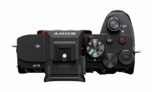 Sony A6700 vs A7 IV - The 10 Main Differences - Mirrorless Comparison