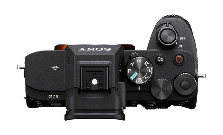 Sony A6700 vs A7 IV - The 10 Main Differences - Mirrorless Comparison