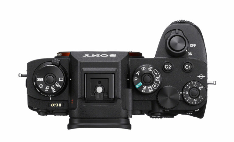 Sony A9 II vs A9 III - The 10 Main Differences - Mirrorless Comparison